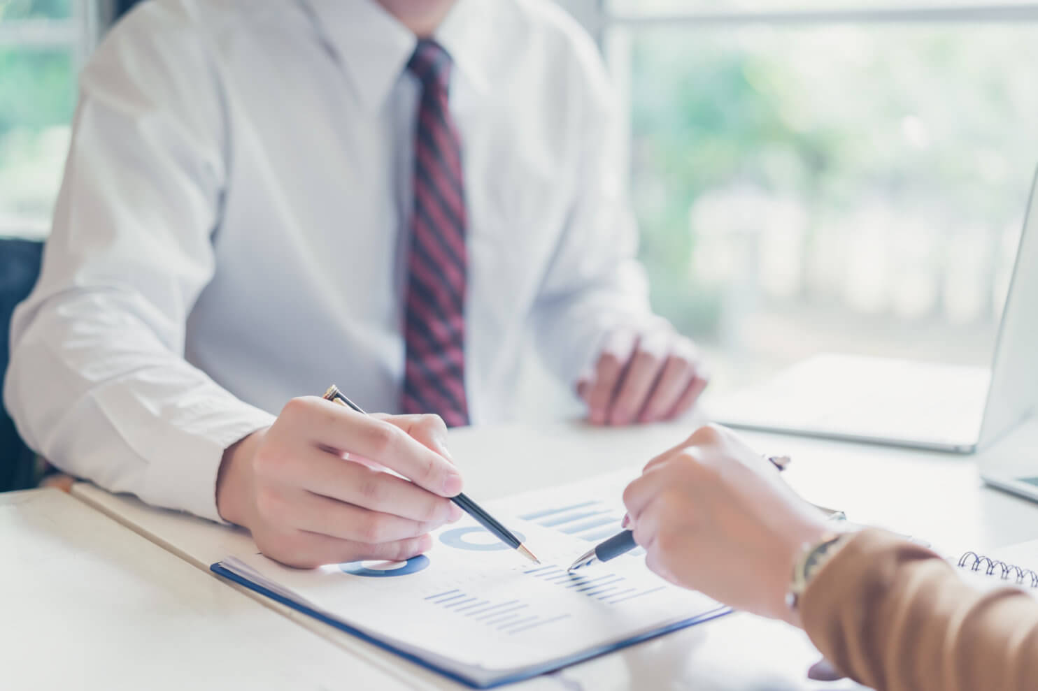 Choosing a Surrogacy Professional | How To Be A Surrogate Mother